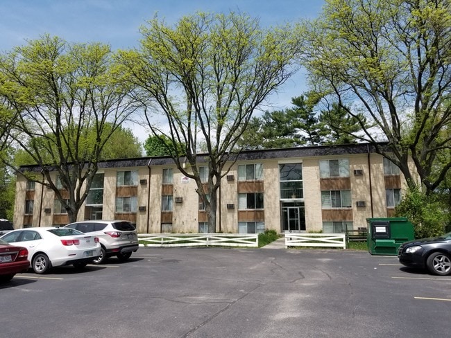 Inverness Manor Apartments - Toledo, OH | Apartments.com