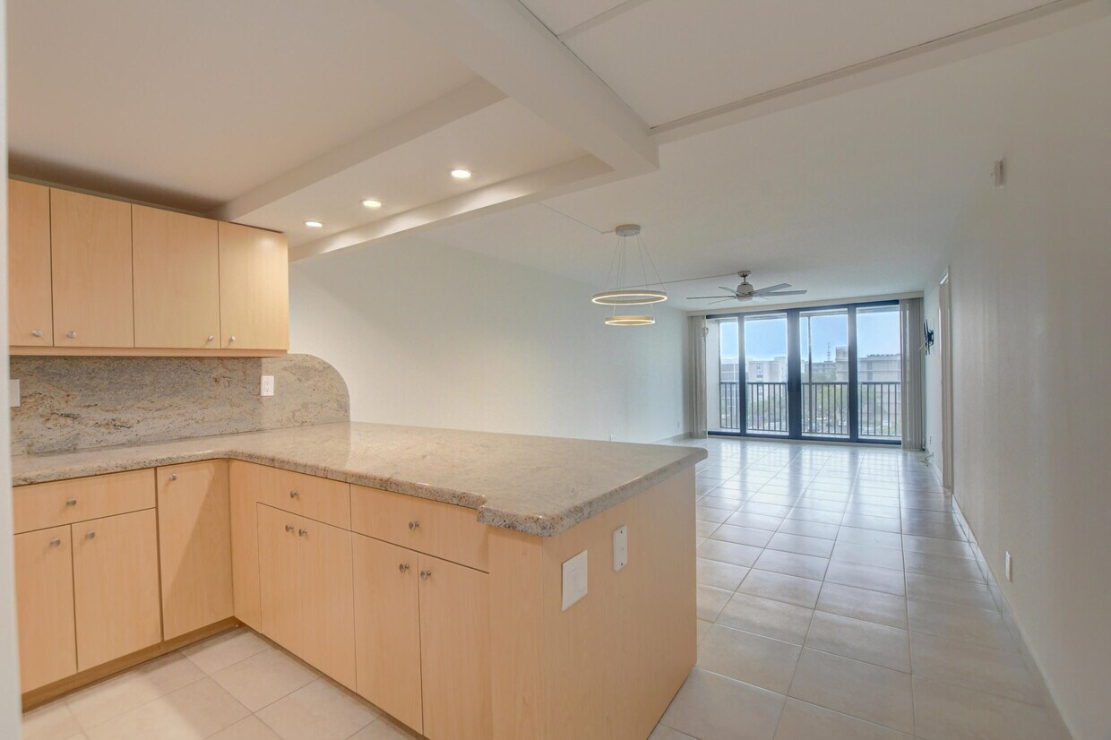 3 Royal Palm Way Unit 6020, Boca Raton, FL 33432 - Condo for Rent in ...