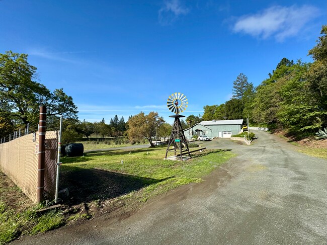 700 Keyes Ave Unit 672 C, Angwin, CA 94508 - Room for Rent in Angwin ...