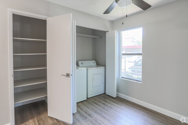 Sunrise Wood Apartments - Apartments at 7849 Sunrise Blvd Citrus ...