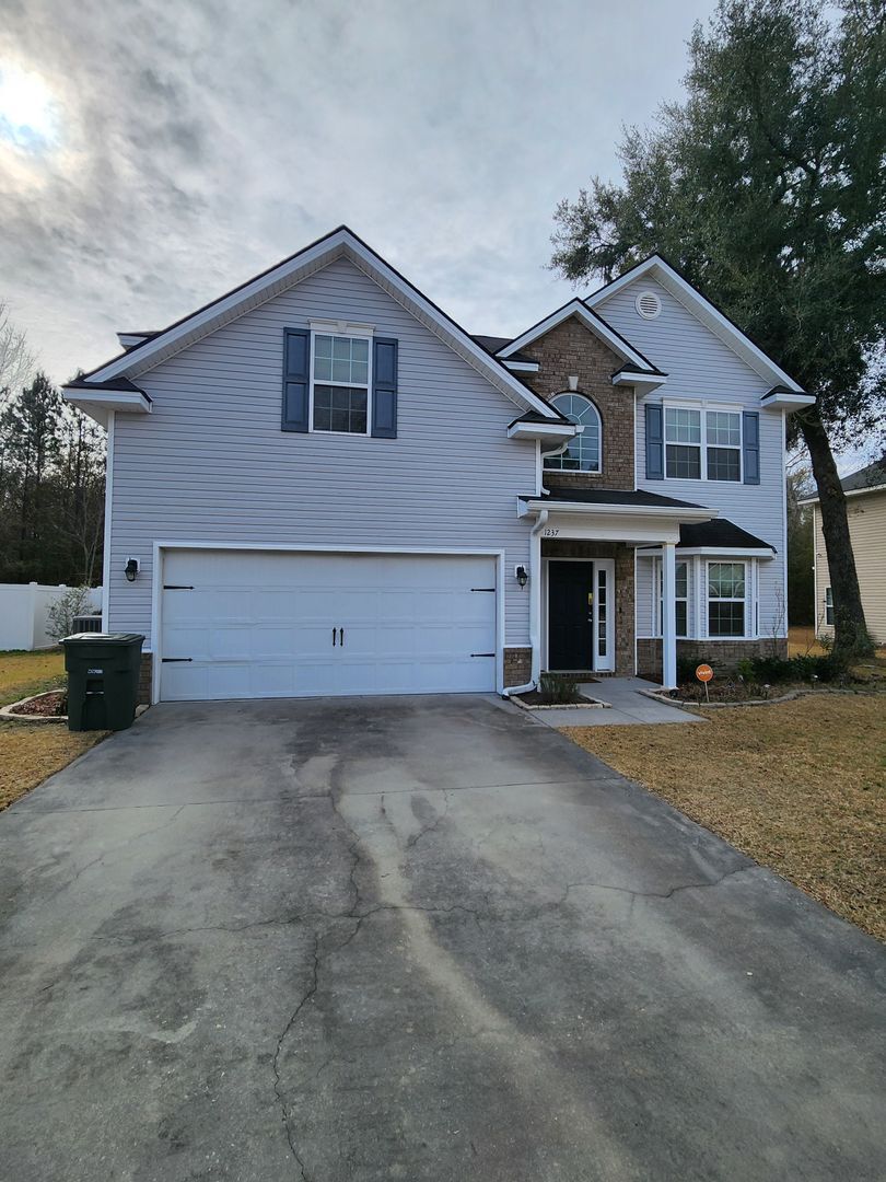 1237 Peacock Trail, Hinesville, GA 31313 - House Rental in Hinesville ...