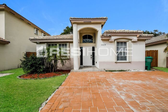 10614 SW 161st Pl, Miami, FL 33196 - House Rental in Miami, FL ...