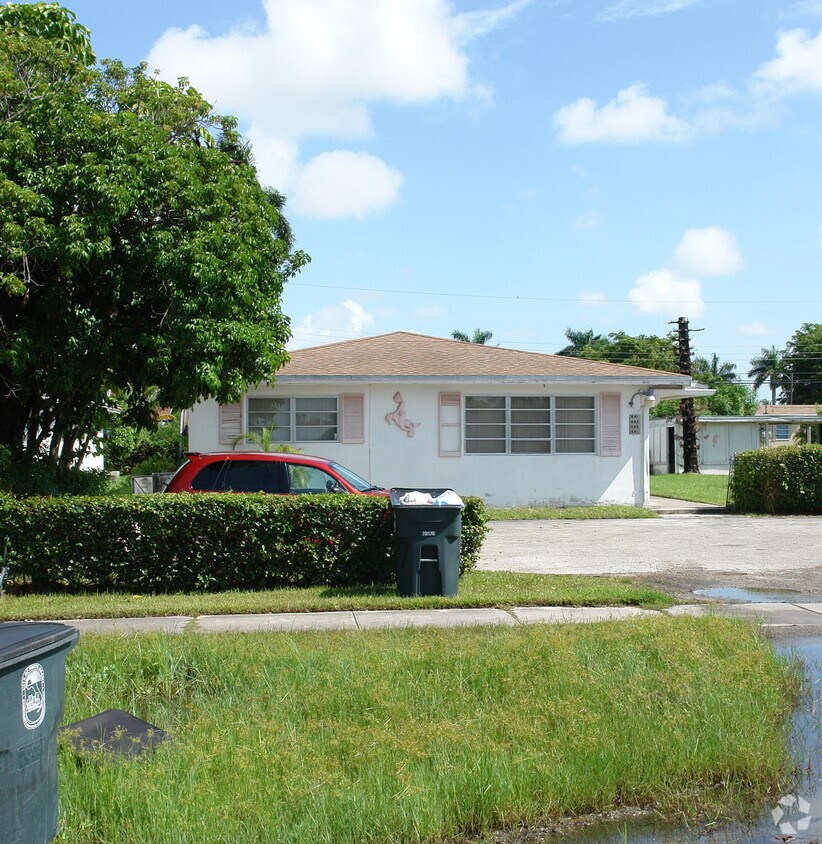 441-447 NE 139 St, Miami, FL 33161 - 441-447 NE 139 St Miami, FL 33161 ...