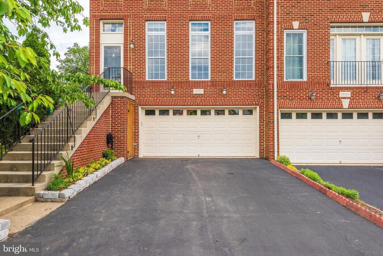 25132 Boomerang Terrace, Stone Ridge, VA 20105 - Townhome Rentals in ...