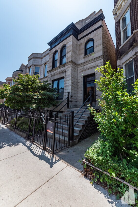 907 W Addison St Unit 3, Chicago, IL 60613 - 907 W Addison St Chicago ...