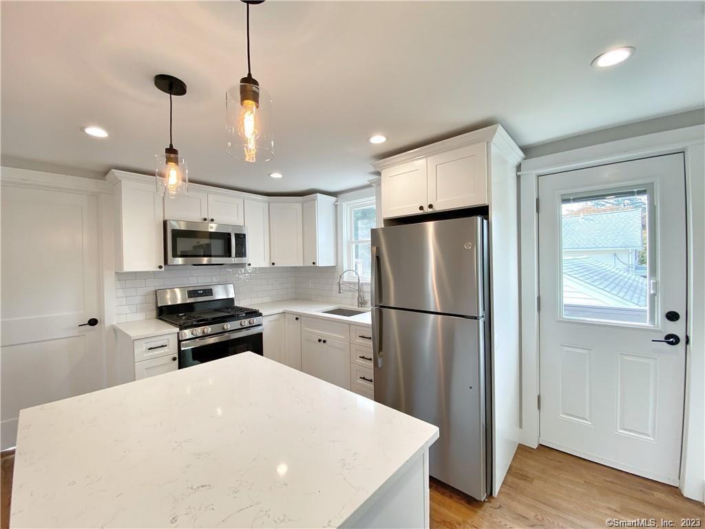 40 Spring Hill Ave Unit 2, Norwalk, CT 06850 - Room for Rent in Norwalk ...