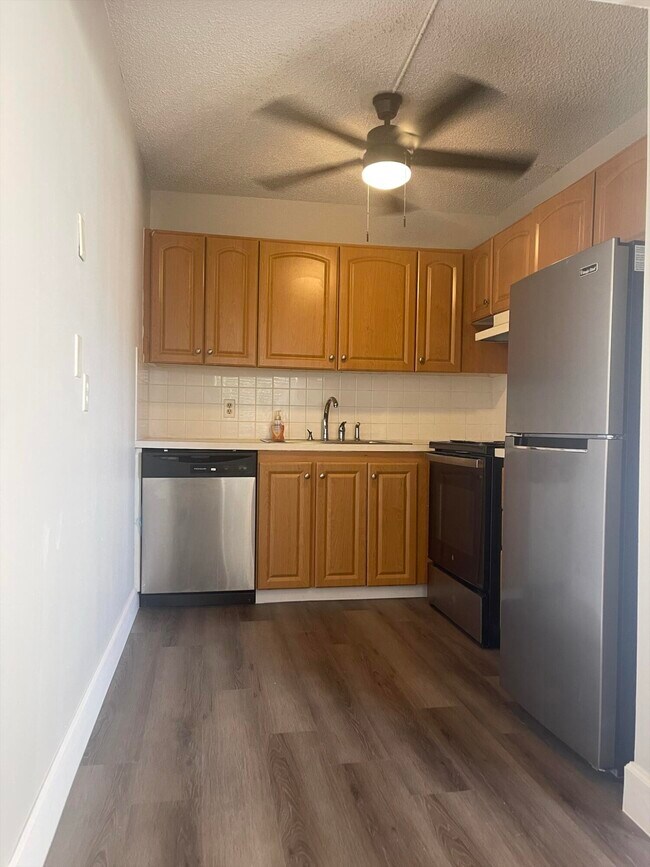 23 Hastings B, West Palm Beach, FL 33417 - Condo for Rent in West Palm ...