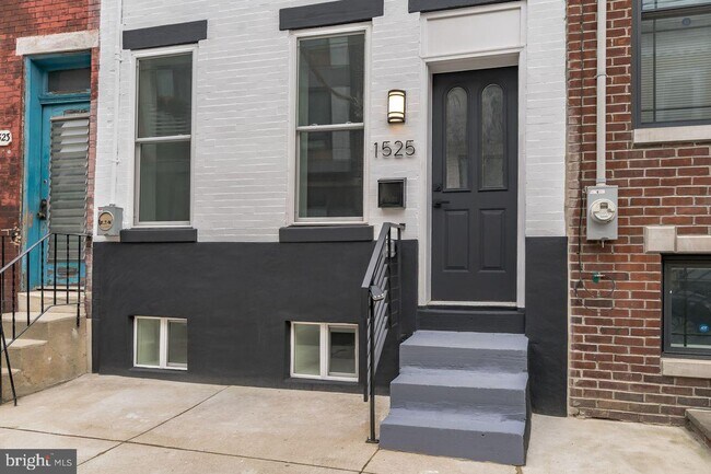 1525 S Lambert St, Philadelphia, PA 19146 - Townhome Rentals in ...