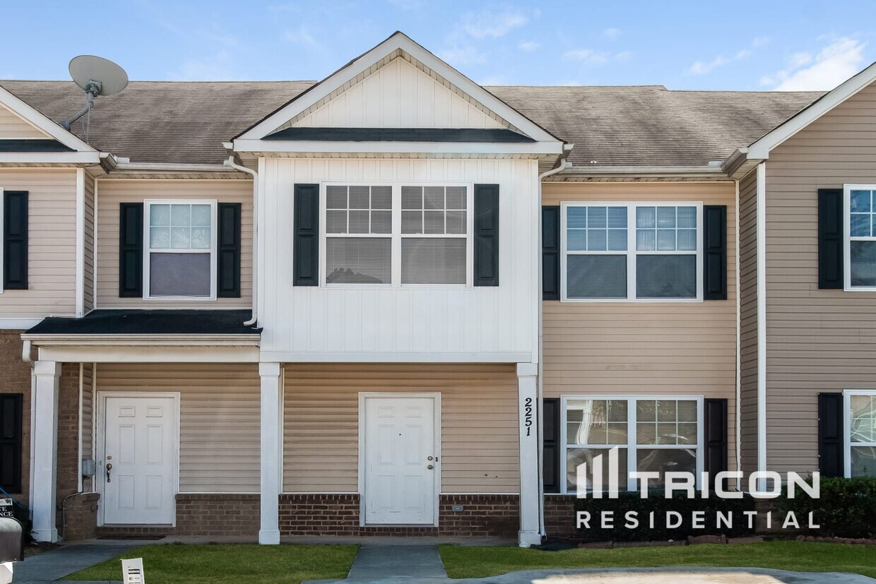2251 Bigwood Trail Atlanta GA - Townhome Rentals in Atlanta GA ...