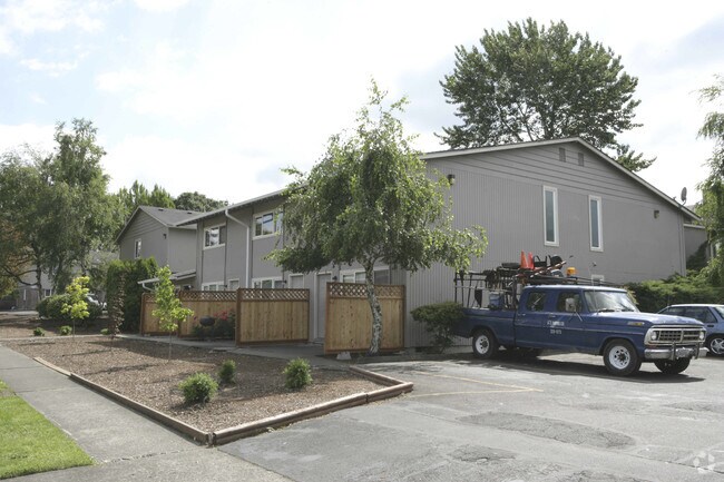 Alturas Vose Townhomes - Apartments in Beaverton, OR | Apartments.com