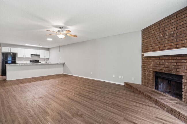 3468 Harvard St Apartment | UArk Off-Campus Housing Website | Off ...