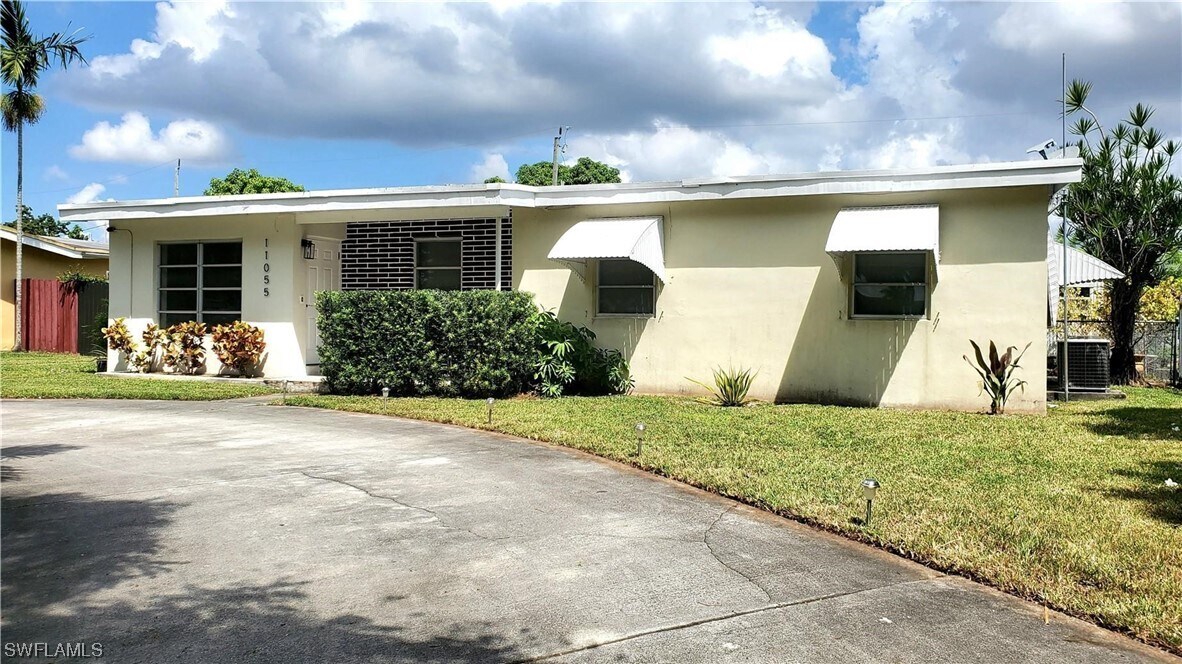 11055 SW 56th St, Miami, FL 33165 - House Rental in Miami, FL | Apartments.com