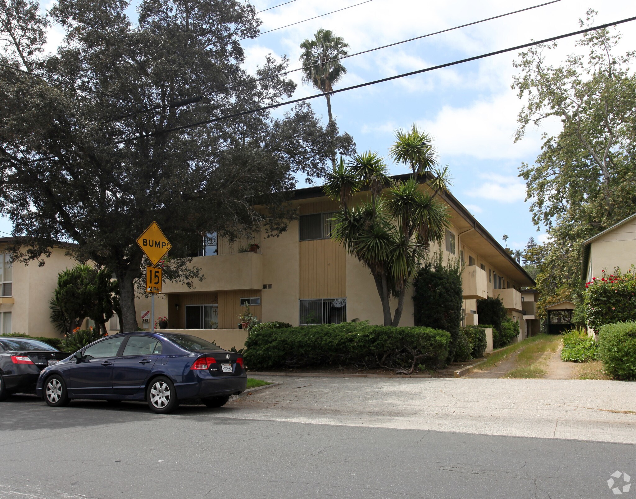 Alamar Gardens - 258 W Alamar Santa Barbara, CA 93105 | Apartments.com