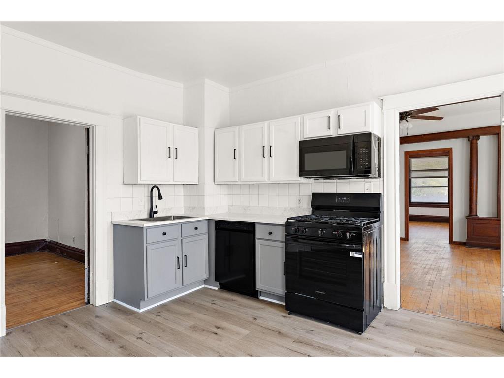 2703 N Humboldt Ave, Minneapolis, MN 55411 - Townhome Rentals in ...