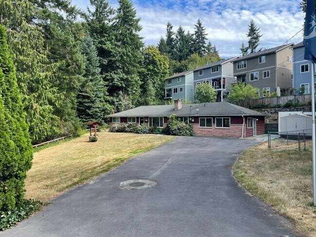 Sunset Apartments for Rent with Extra Storage - Renton, WA - Updated ...