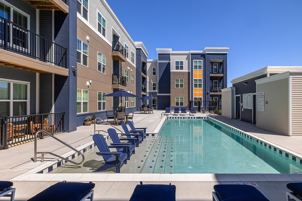 Viva Bene 55+ Active Adult Apartment Homes - 100 Viva Bene Cir Saint ...