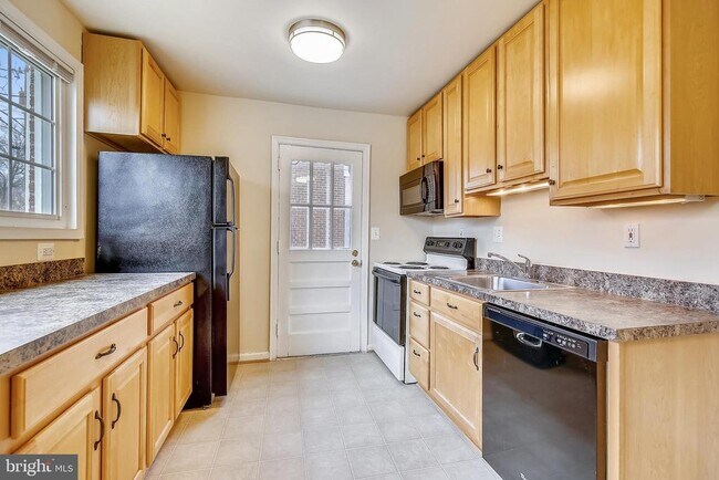 10420 Haywood Dr., Silver Spring, MD 20902 - House Rental in Silver ...