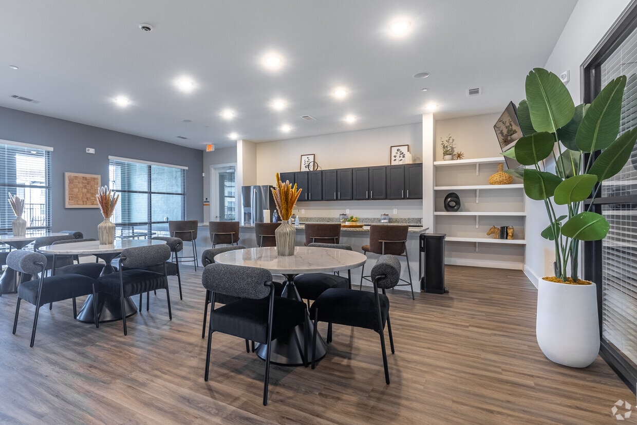 The Terrace at Highland Hills - 5761 Highland Hills Dr Dallas, TX 75241 ...