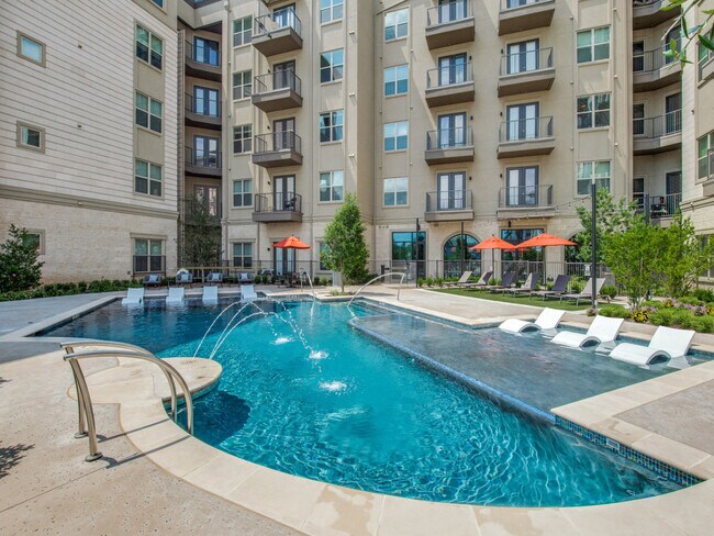 Lucia Apartments - Frisco, TX | Apartments.com