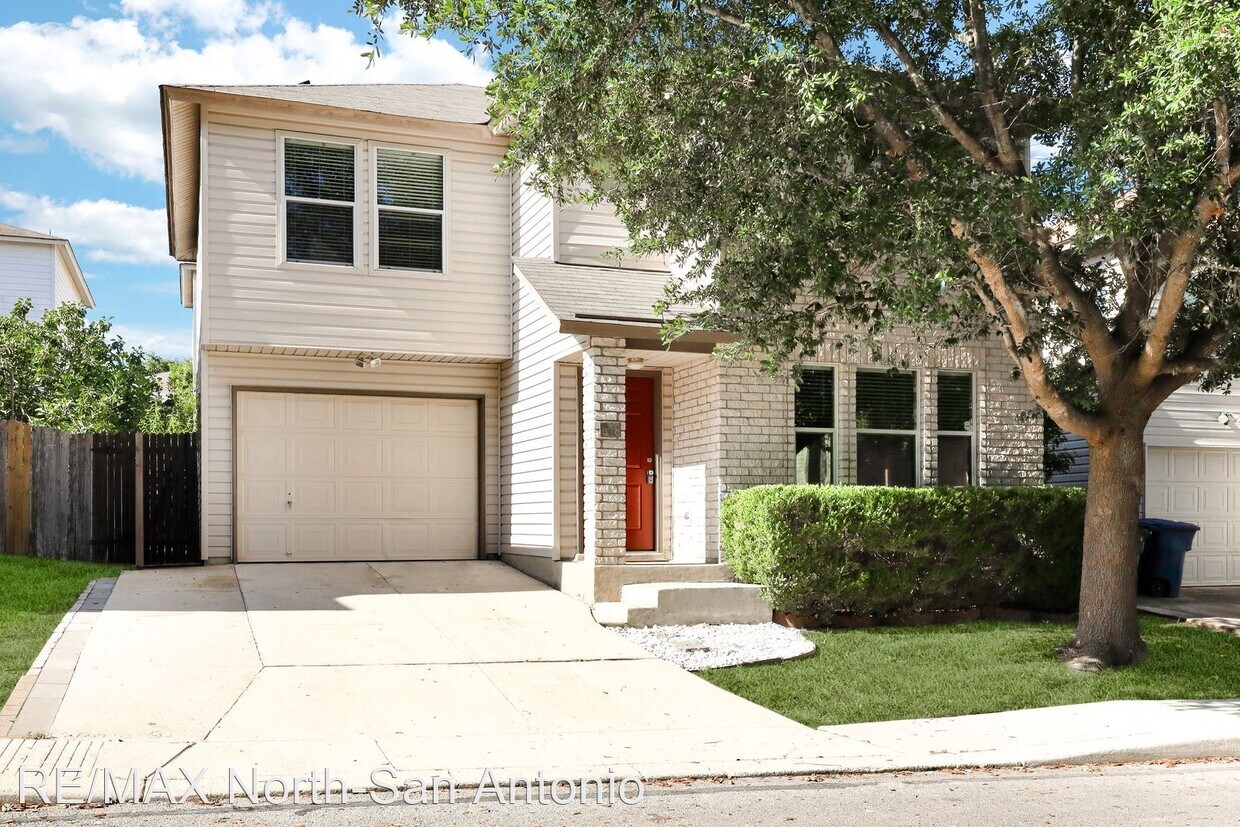 10142 Trailhead Pass, San Antonio, TX 78251 - House Rental in San ...