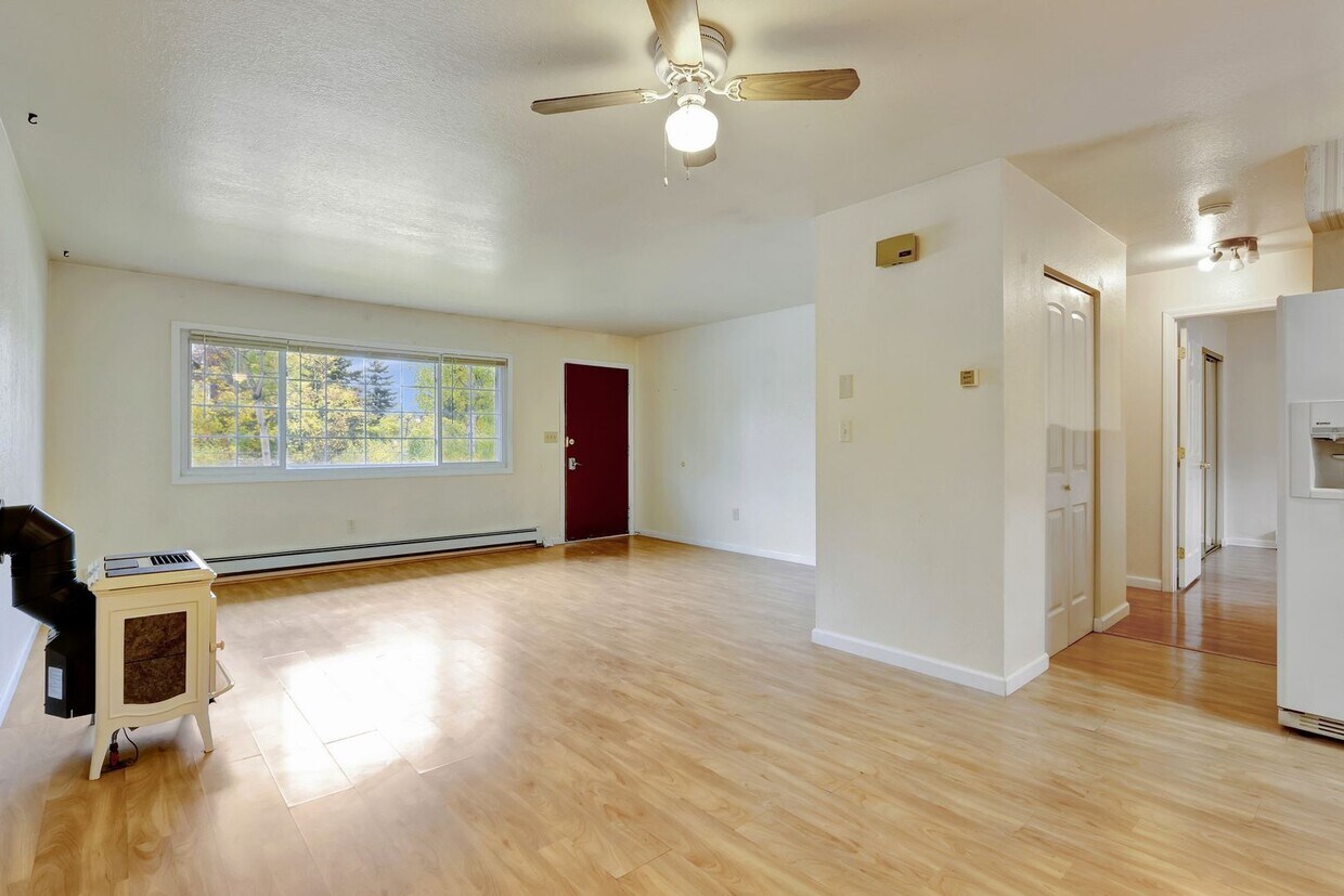914-916 Boyd St Unit 914, Anchorage, AK 99501 - Room for Rent in ...