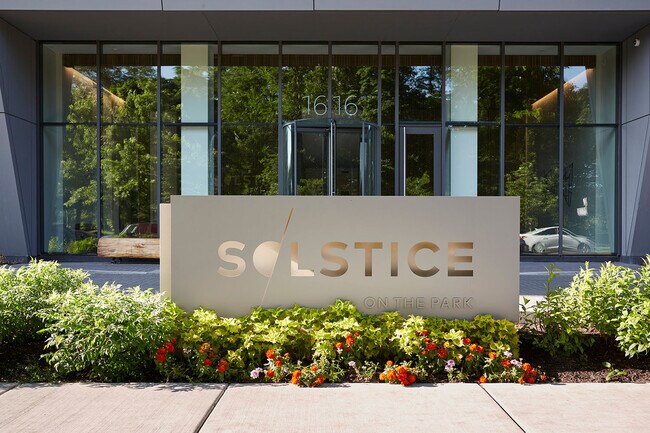 Solstice on the Park Apartments - Chicago, IL | Apartments.com