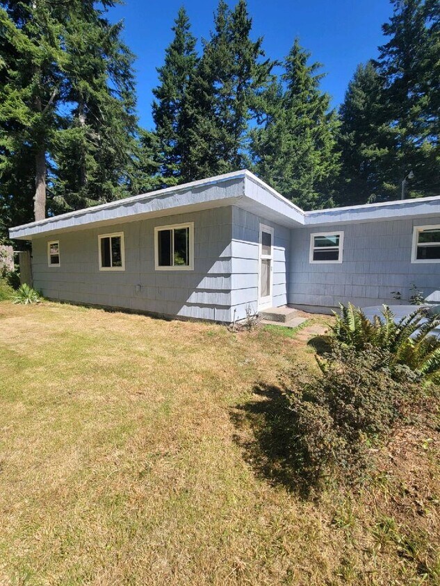 5081 Mitchell Loop Rd, Florence, OR 97439 - House Rental in Florence ...