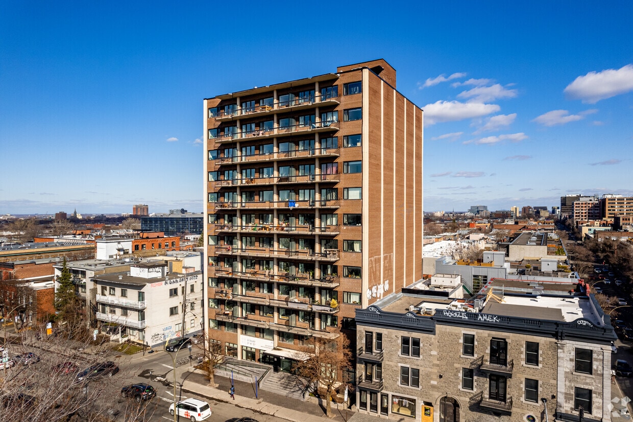 Le 30 Apartments - 30 Saint-Joseph E Montréal, QC | Apartments.com