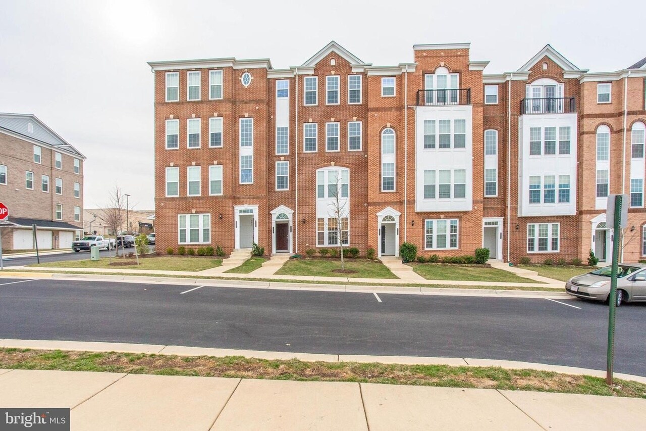 42707 Wardlaw Ter, Ashburn, VA 20147 - Townhome Rentals in Ashburn VA ...