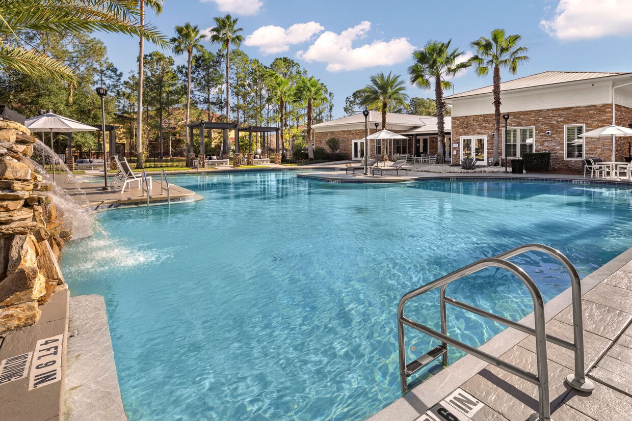 The Drake at Deerwood - 9727 Touchton Rd Jacksonville, FL 32246 ...