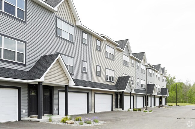 Riverstone Townhomes - Apartments in Jenison, MI | Apartments.com