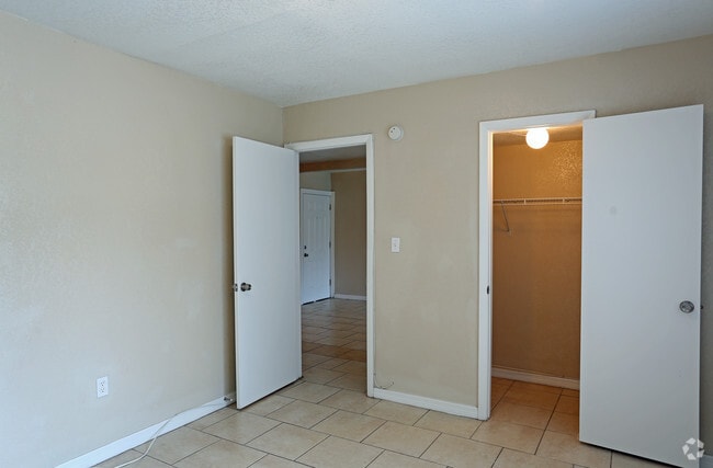 The Wave Apartments Apartments - 14350 N 22nd St Tampa, FL | Apartments.com