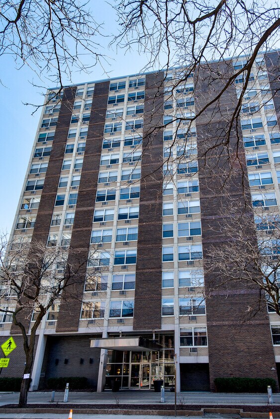 3033 N Sheridan Rd Unit 709, Chicago, IL 60657 - Condo for Rent in ...