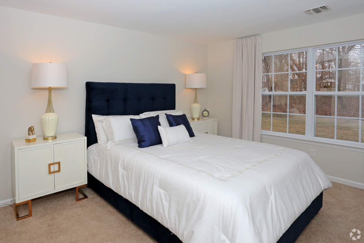 Stonegate - 100 Stonegate Way Middle Island, NY 11953 | Apartments.com