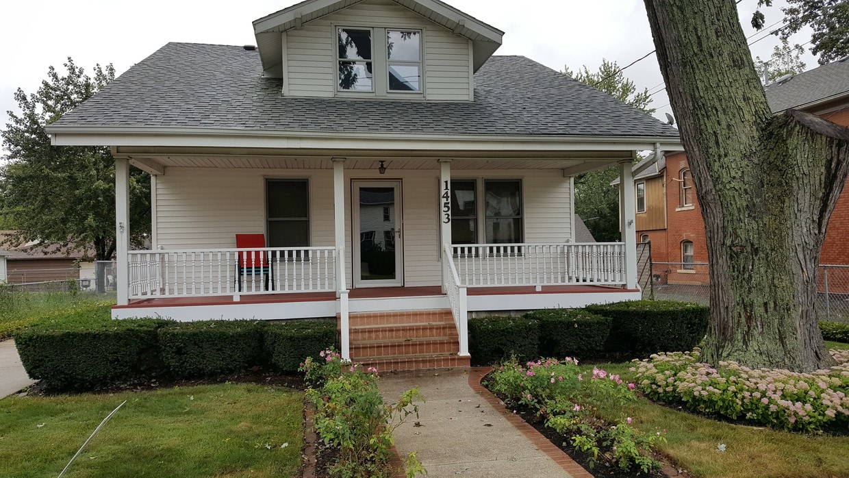 1453 Main St, Crete, IL 60417 - 1453 Main St Crete, IL 60417 ...