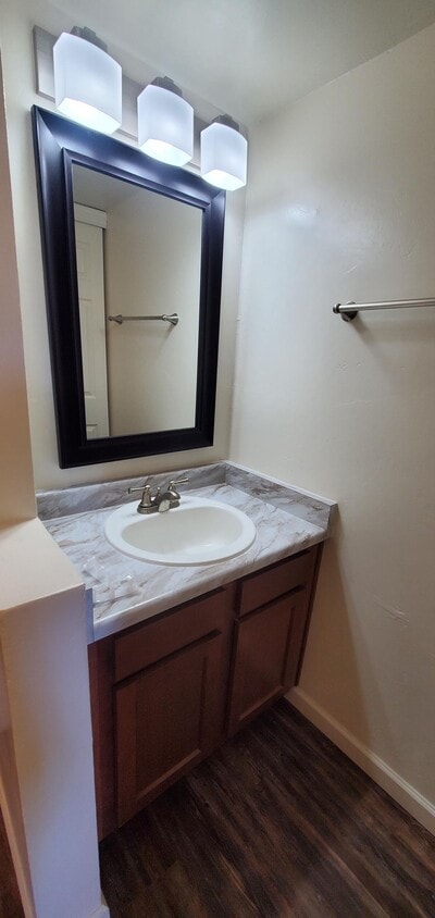 Sandstone Apartment Homes - 405 E Prince Rd Tucson, AZ 85705 ...
