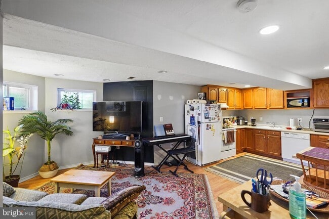 1100 Irving St NW, Washington, DC 20010 - House Rental in Washington ...