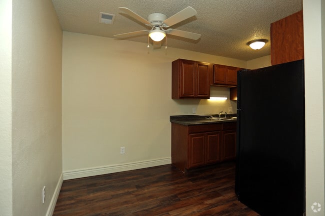 Spring Ridge Village Apartments - Wichita, KS | Apartments.com