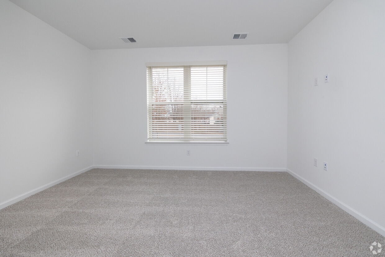 The Fitzgerald - 13525 Grayson Hl Cir Dale City, VA 22193 | Apartments.com