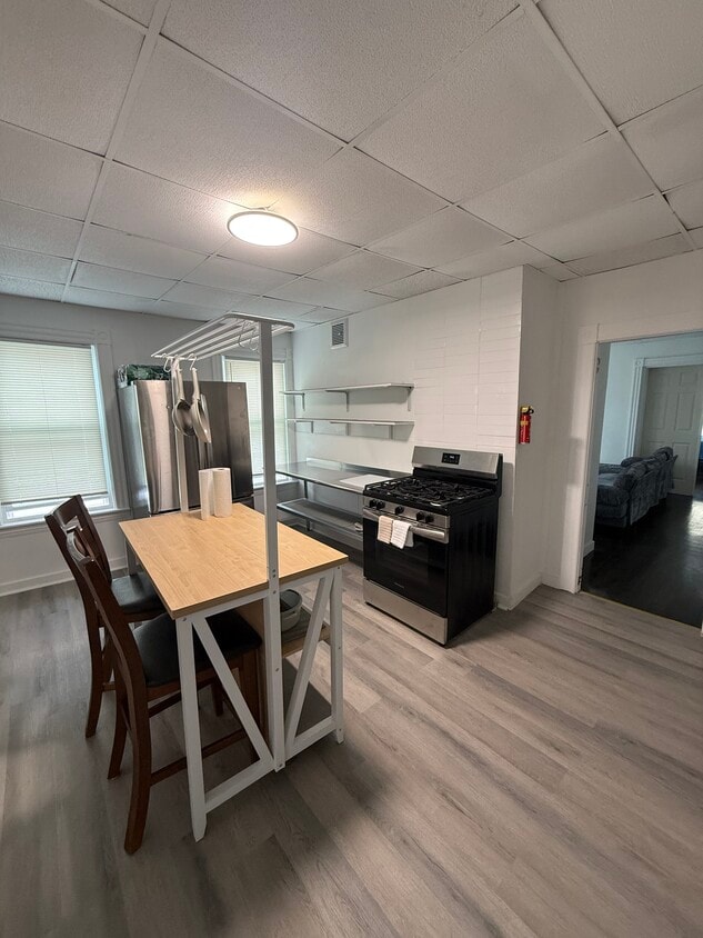25 Wyman St, Worcester, MA 01610 - 25 Wyman St Worcester, MA 01610 ...