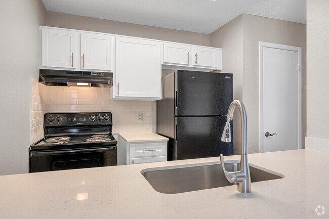 Lawson - Apartments in Benbrook, TX | Apartments.com