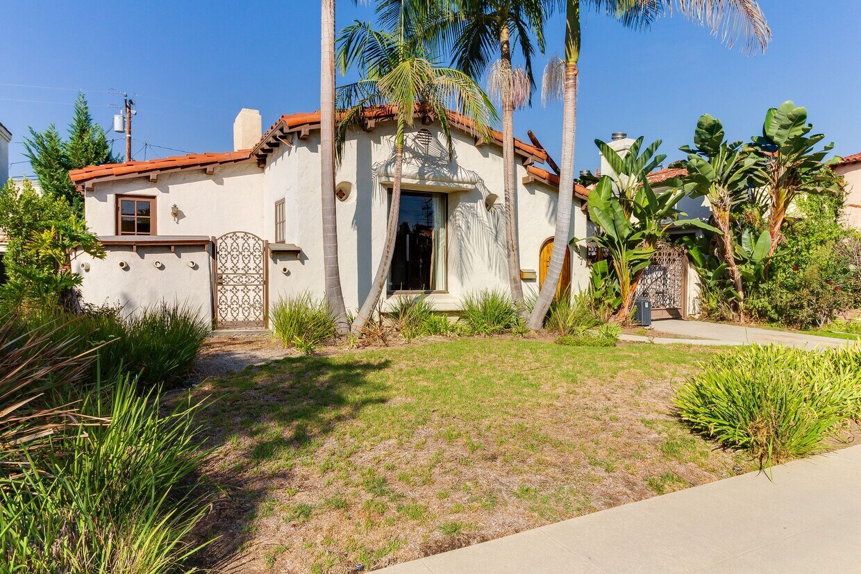 337 S Clark Dr, Beverly Hills, CA 90211 - House Rental in Beverly Hills ...