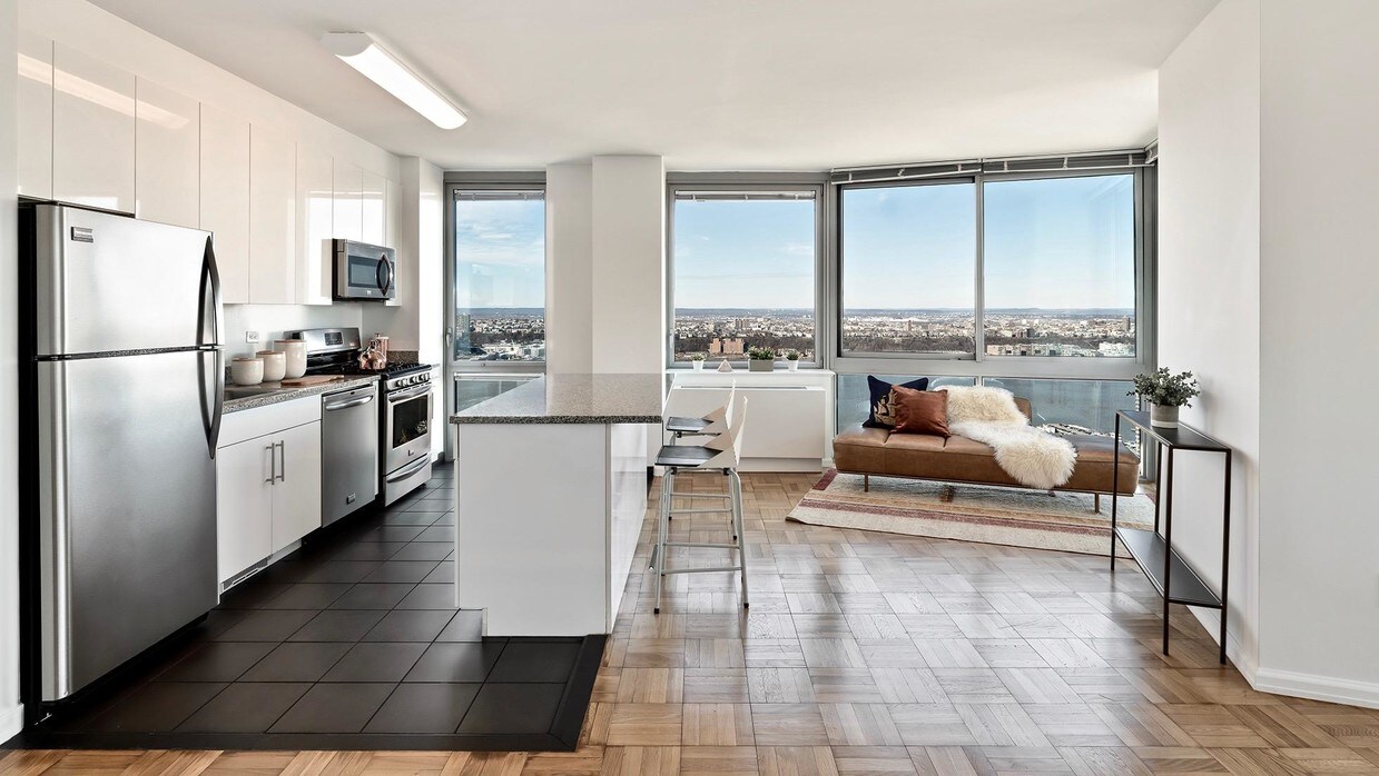 501 W 37th St, New York, NY 10018 - Room for Rent in New York, NY ...