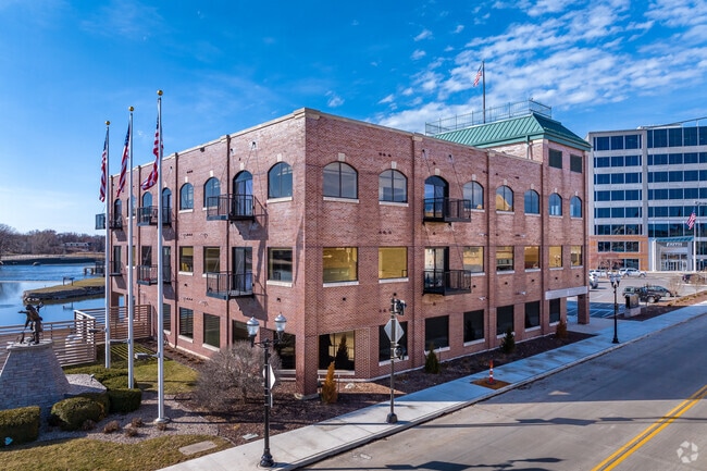 City Hall Corporate Housing - Menasha, WI - 3 Rentals | Apartments.com