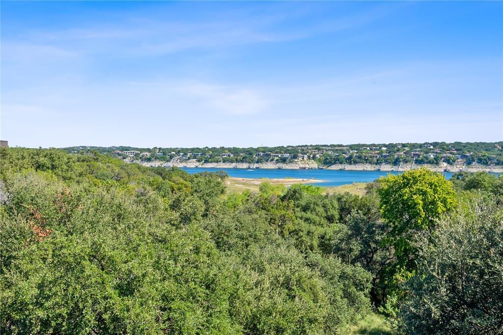 111 Comanche Dr, Lago Vista, TX 78645 - Townhome Rentals in Lago Vista ...