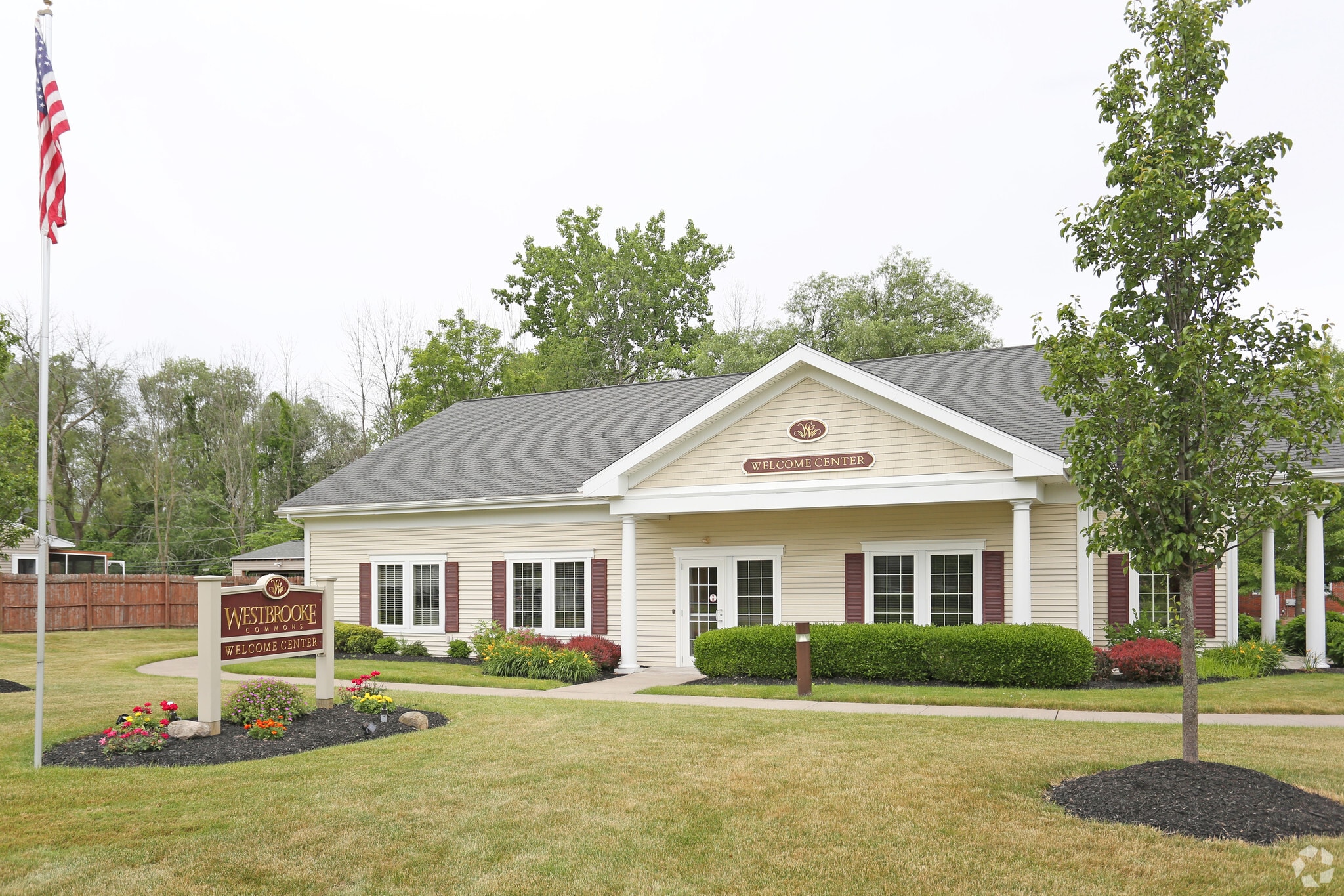 Westbrooke Commons Apartments and Townhomes - 6 Loden Ln Rochester, NY ...