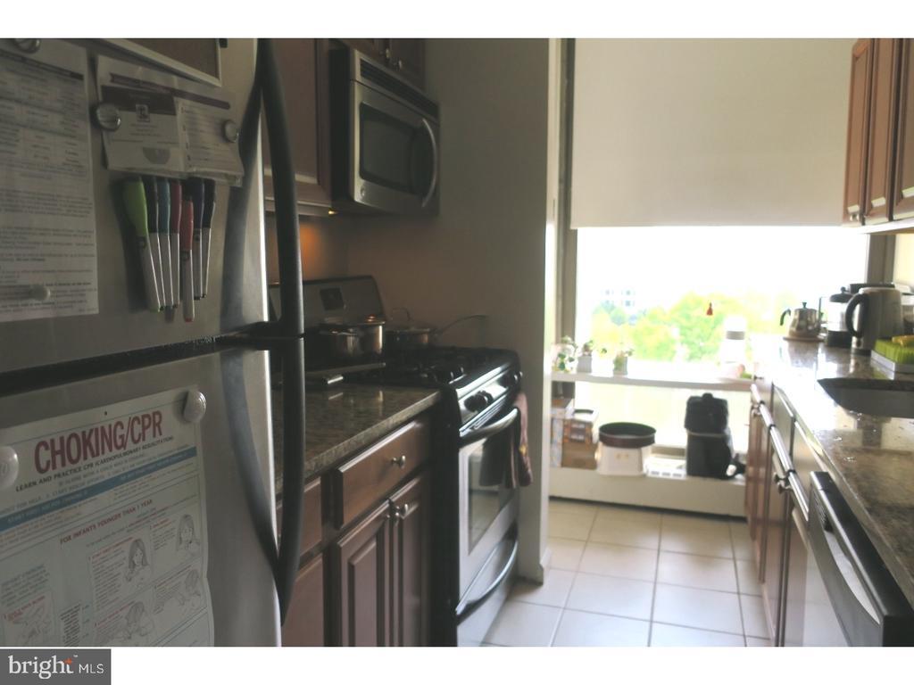 210 Locust St Unit 7AW, Philadelphia, PA 19106 - Room for Rent in ...