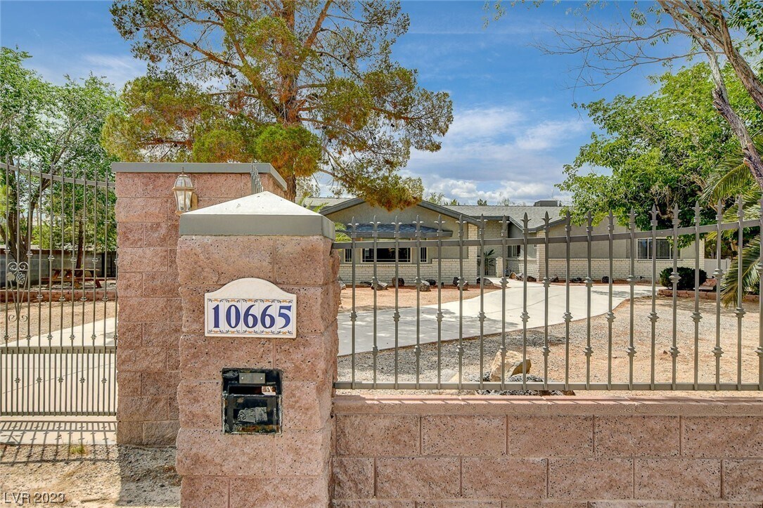 10665 Gilespie St, Las Vegas, NV 89183 - House Rental in Las Vegas, NV | Apartments.com