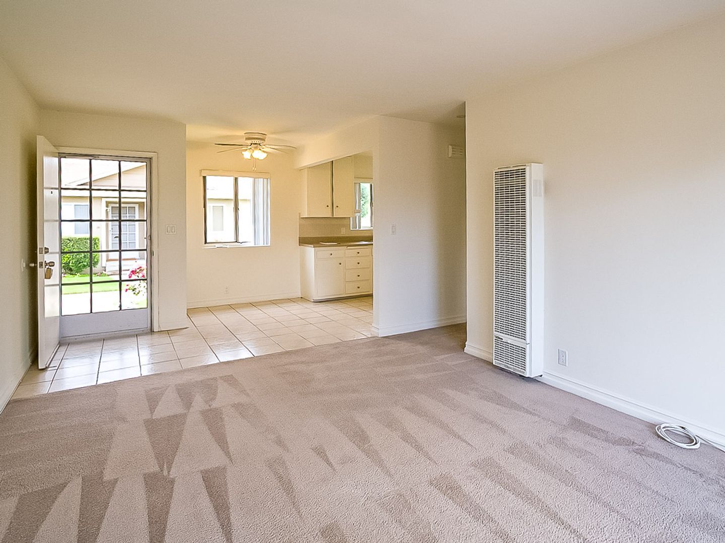 215 S Oak St Unit 215 Oak, Orange, CA 92866 - Room for Rent in Orange ...
