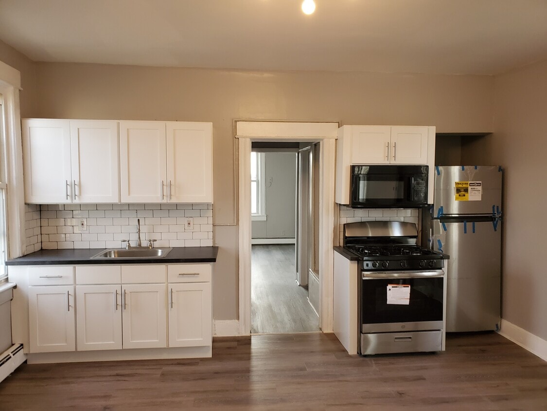 147 Bostwick Ave Unit 31E, Jersey City, NJ 07305 - Condo for Rent in ...